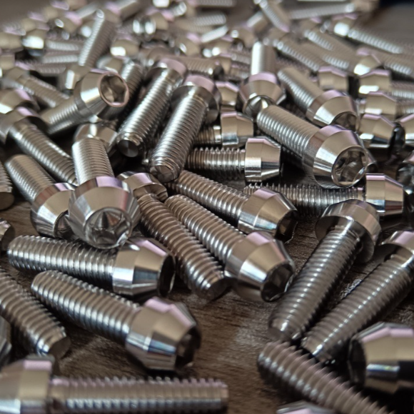 Factory Direct Sales of Full-size Custom M7 M8 32mm 12-point Flange ...