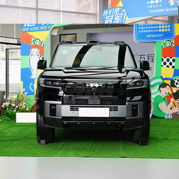 BYD Leopard 8 2025: Luxury 8-Seater SUV, 4WD, Plug-in Hybrid, 272hp ...