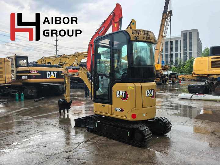 Japan Original Caterpillar CAT302 CAT302.5E CAT302.5 Hydraulic Tracked ...