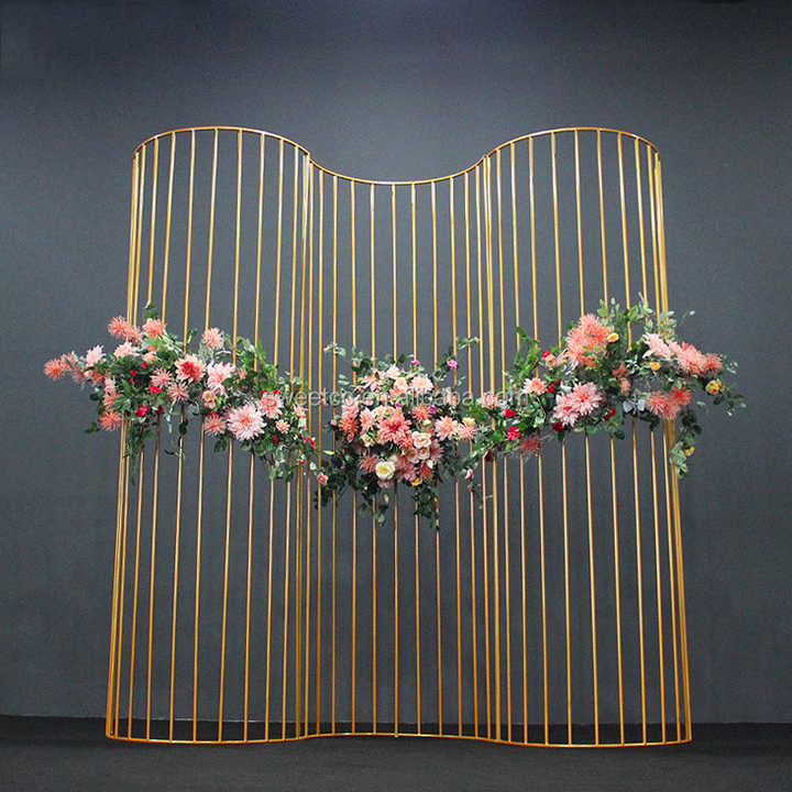 Gorgeous Wedding Arch Gold - Elegant Crystal Decor