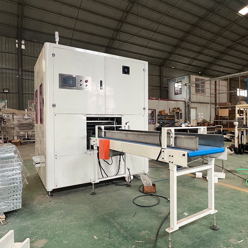 Facial Tissue Cutting Machine High Speed Continuous Production ...