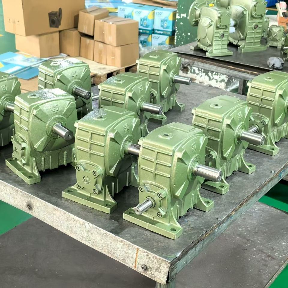 WPO-40 Speed Reducer Worm Gearbox Heavy Duty Cast Iron Large Ratio ...