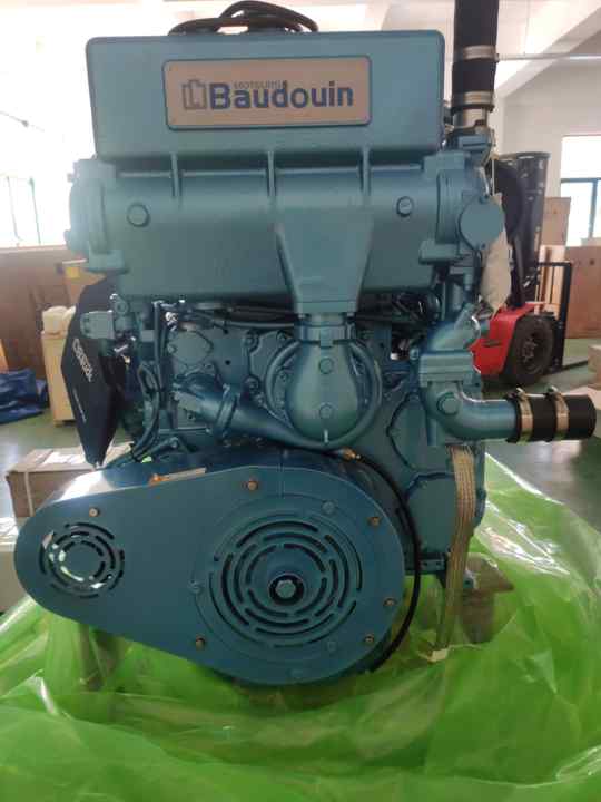 Genuine Baudouin 12M26 C810 Diesel Engine for Marine Use