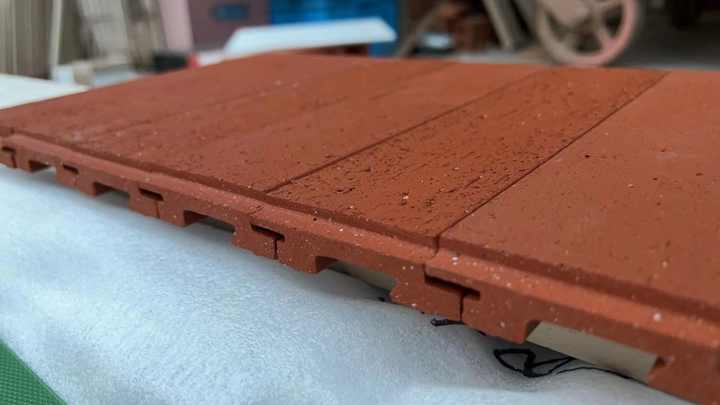 Exterior Wall Cladding with Dry Hanging Clay Bricks