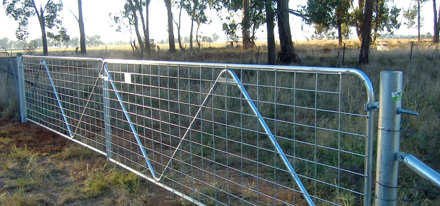 Hot Dipped Galvanized Farm Gate Wrought Iron Livestock Fencing Gate for ...