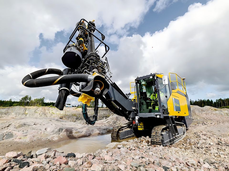 Epiroc SmartROC D60 Surface Integrated Diesel Powered DTH Drilling Rig ...