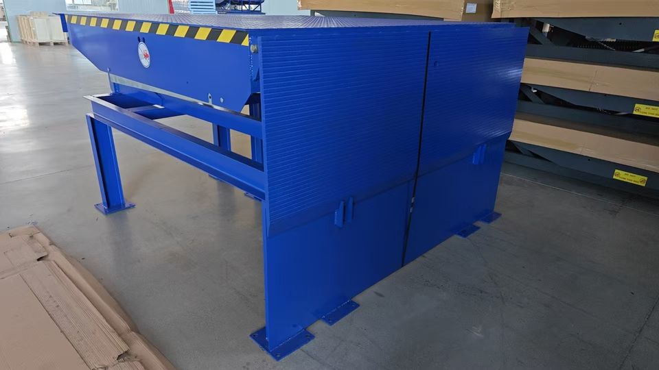 Forklift Ramp Platform Container Ground Loading Platform Logistics Ramp ...