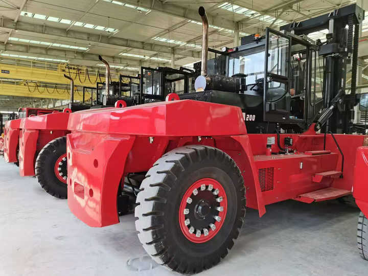 Famous Brand 20 Ton Heavy Diesel Forklift CPCD200 With CE EPA ...