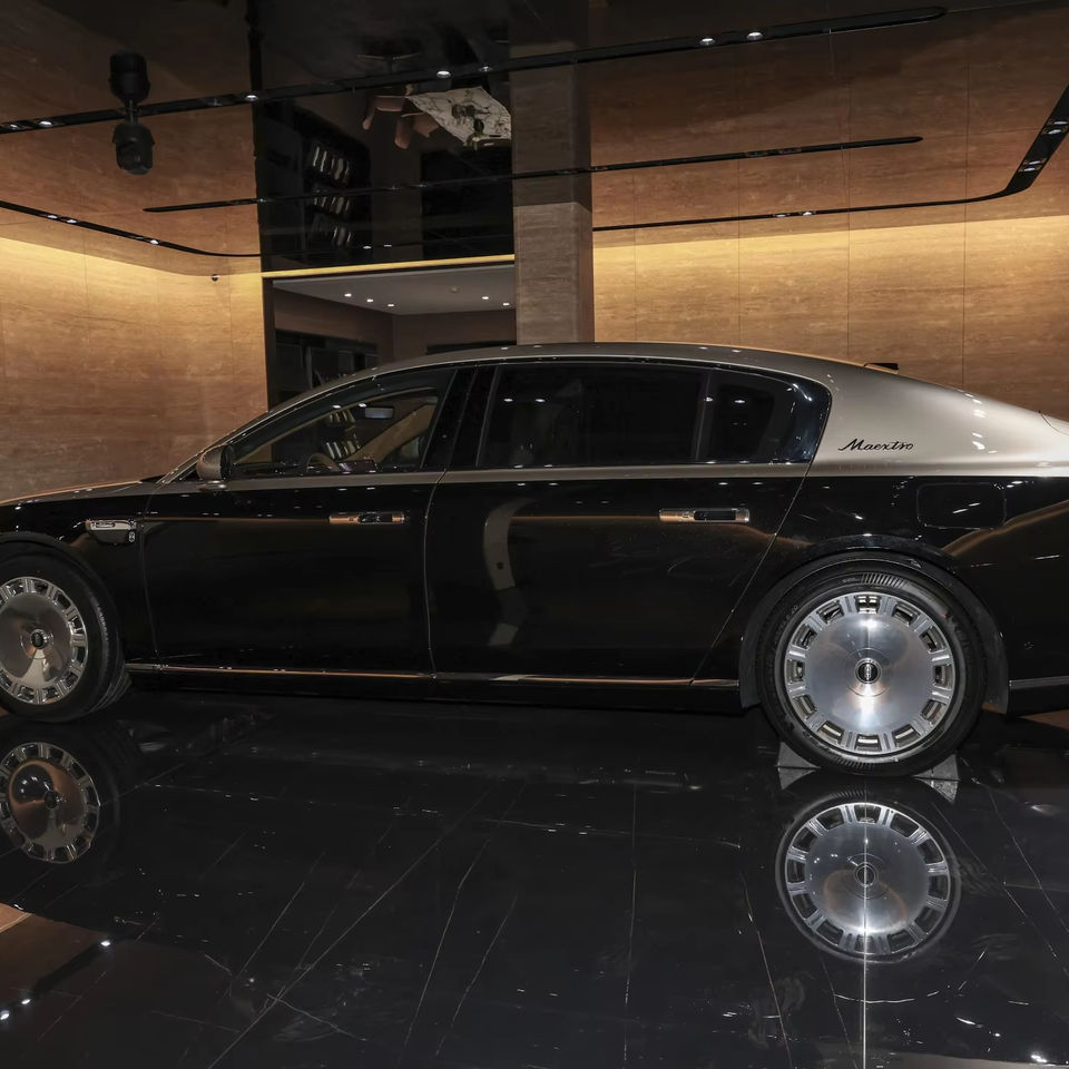 HUAWEI MAEXTRO S800 AWD Left Hand Drive Limousine EV Transmisión ...