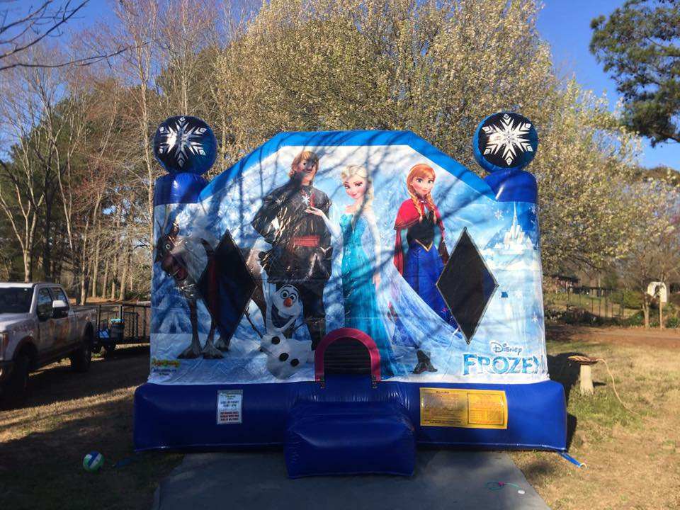 How to Choose the Best Disney Bounce House for Kids