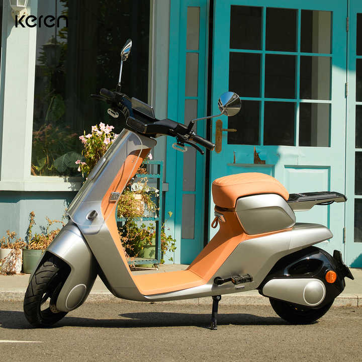 Keren 2 Wheel 7 Colors Light Shield White Black 48V Battery