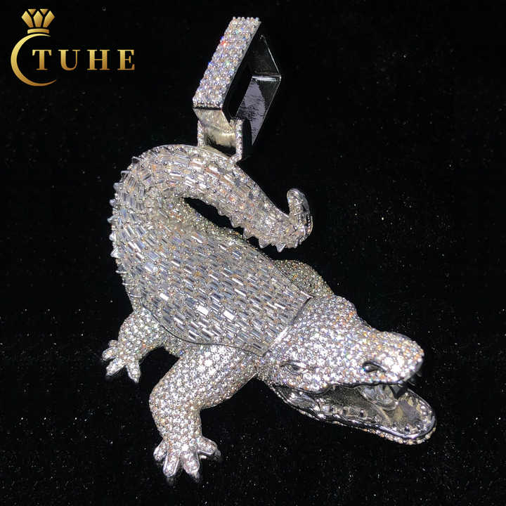Customized 3D Design Iced Out Gator Pendant in 925 Silver