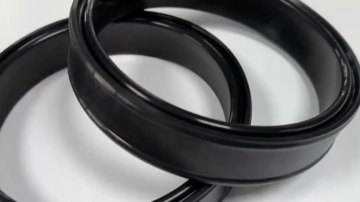 Wellhead Seals FS SEALS 7 - 5/8" HNBR - Durable & Customizable