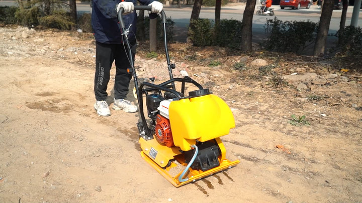 C90T Petrol Plate Compactor Machine - New, Efficient, and Durable ...