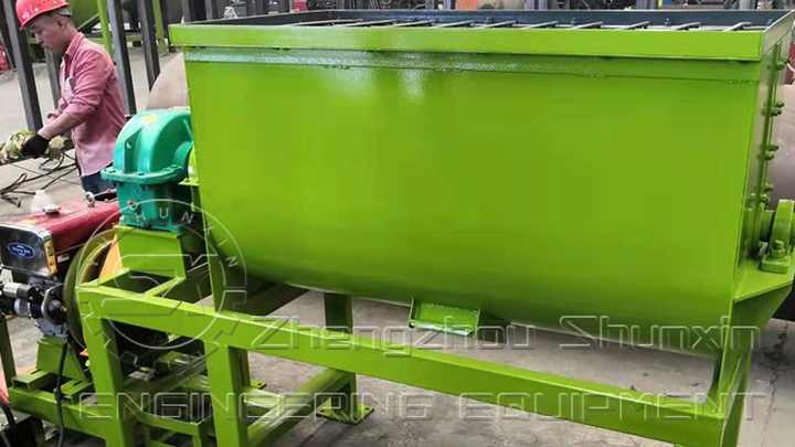 2024 High Efficiency Organic Fertilizer Mixer Machine Made in China