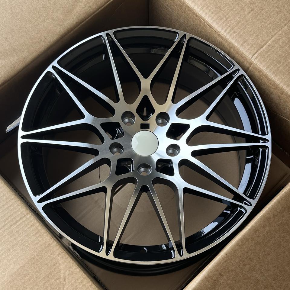 Black Camel 18-19 Inch Flow Formed Wheels for BMW E90, E92, F10, F30, F34