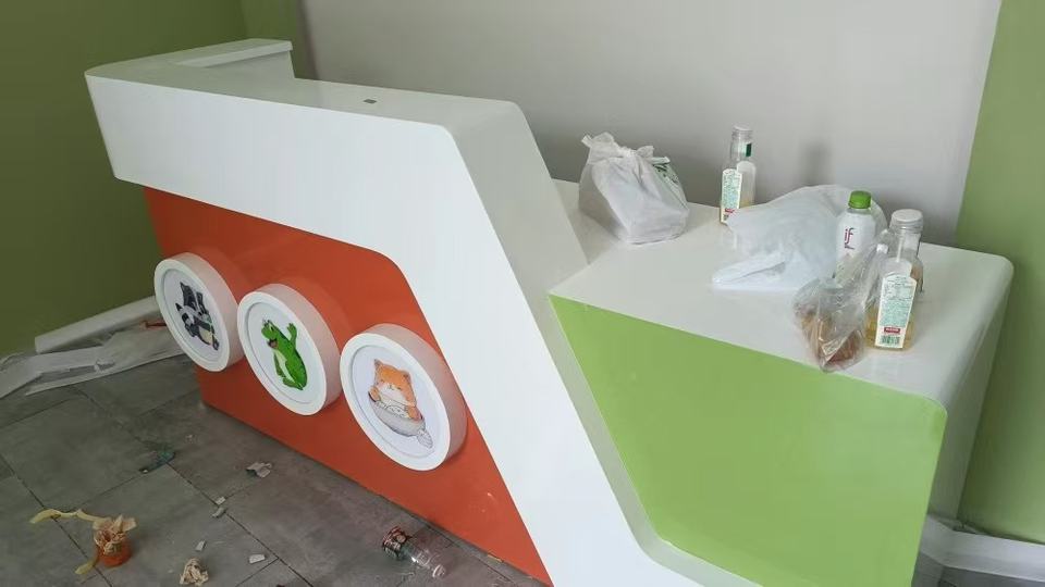 Custom Children Cartoon MDF Reception Counter Multi Functional Desk ...