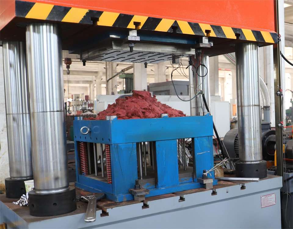 630T Smc Resin Heat Hydraulic Pressing Forming Machine Manhole Cover ...