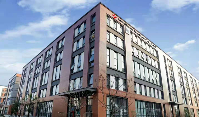 Medical Tracheostomy HME Filter | Premium Disposable & Reusable Options