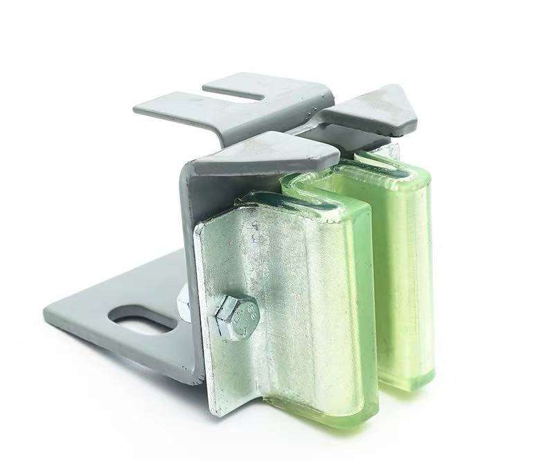 Elevator Parts Counterweight Rail Guide Shoe with Bracket W M Type DX24 ...