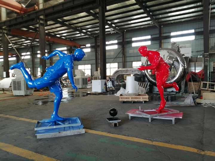 Soccer Players Sculpture - Outdoor Garden Decor Statues