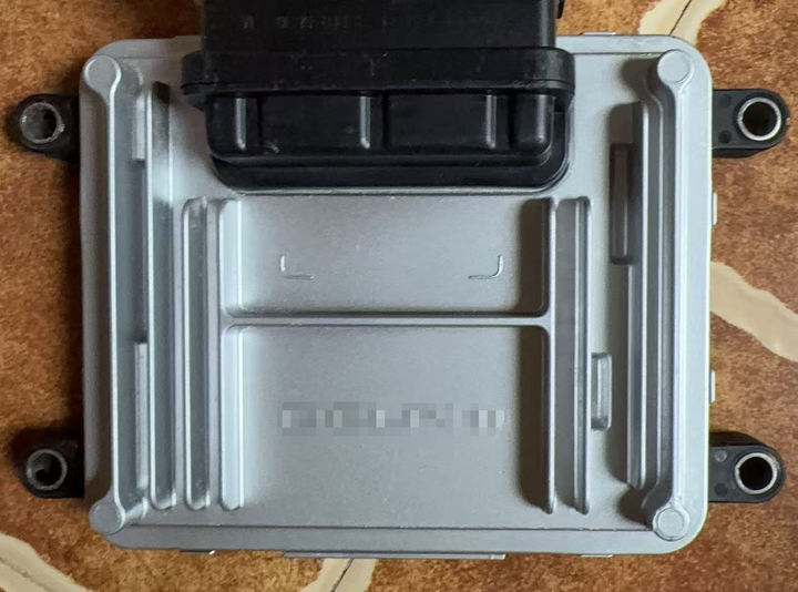 Hot Sale Car ECU Engine Control Unit Module 24106050 for Chevrolet