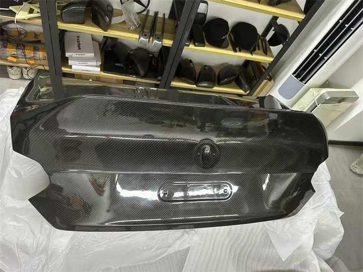 CSL Style Dry carbon fiber trunk lid for BMW G87 M2 G42 CSL Style Dry ...