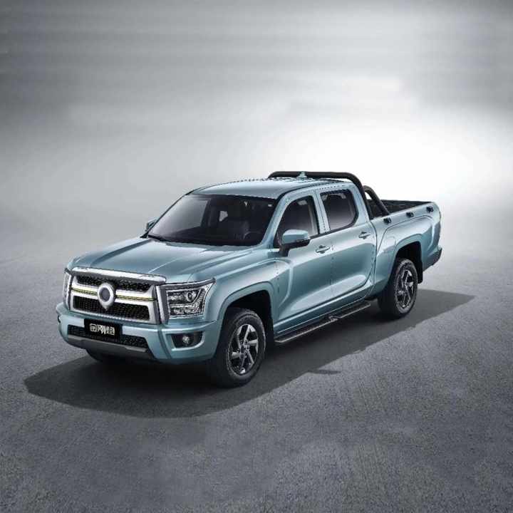 TOYOTAS Hilux 2023 - FWD Pick up Truck with Panoramic Sunroof