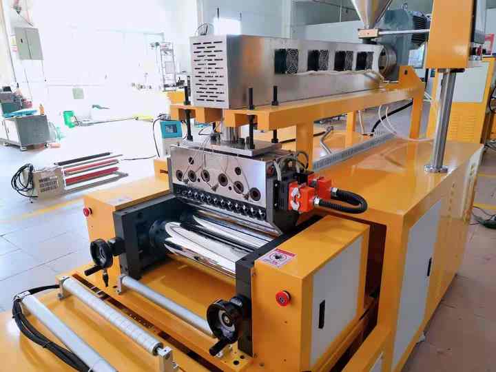 High Productivity Plastic Making Packaging Wrap Machine
