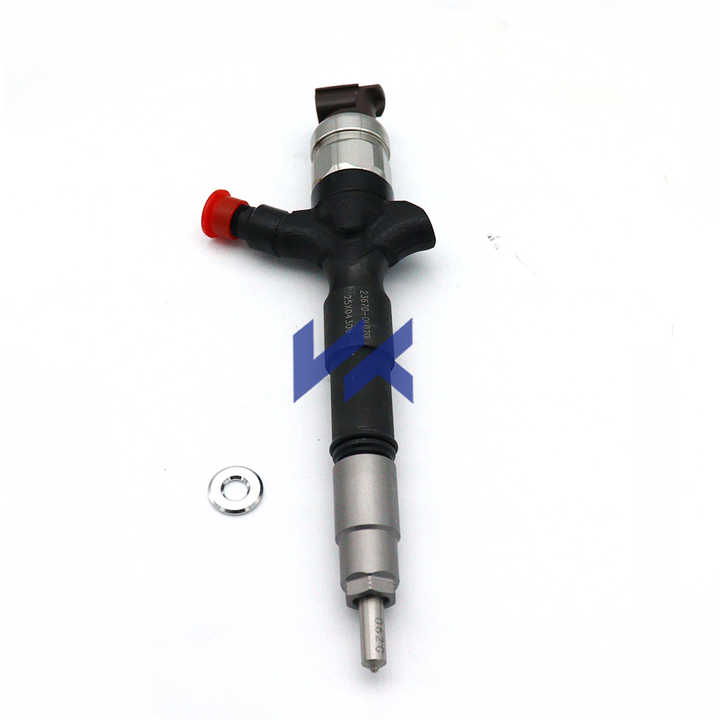 095000-6770 Common Rail Fuel Injector 23670-30150 for Toyota Hiace ...