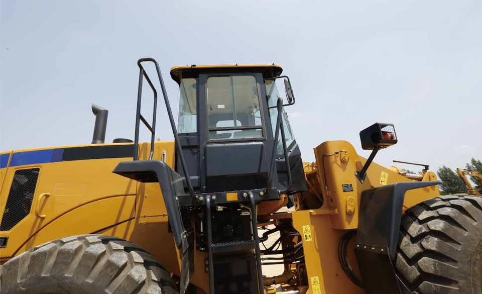 Cost Effective 5Ton Mini Front End Loader SEM658D Wheel Loader Small ...