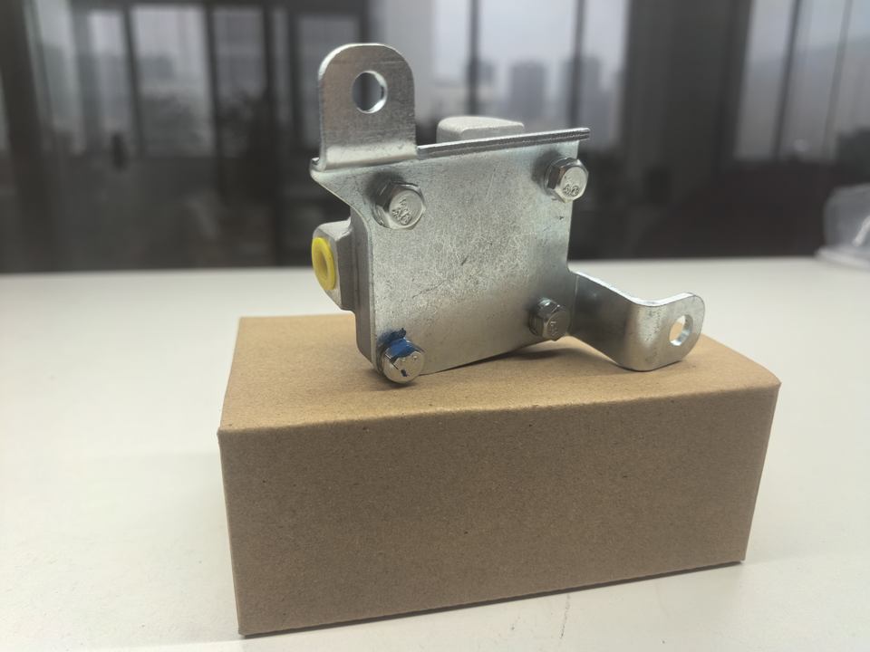 For TOYOTA Hilux KUN25 KUN26 2004-2016 Clutch Accumulator Assembly ...