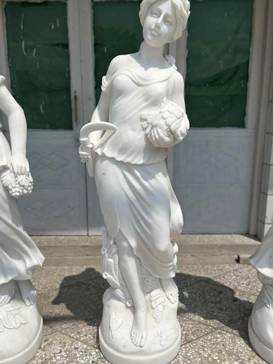 Customize European Outdoor Garden Lady Statues Marble Statues of the ...