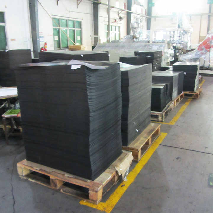 Flexible Flat Rubber Magnet - Customizable Magnetic Sheet