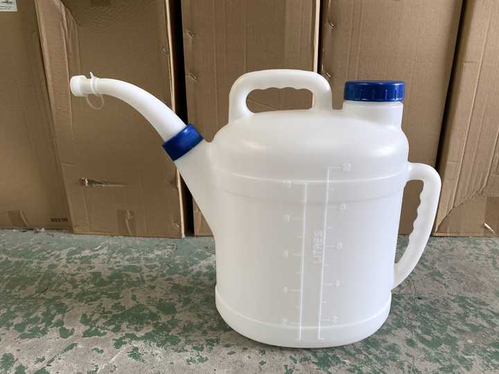 8L Oil Fuel Measuring Jug - Durable & Precise Polyethylene