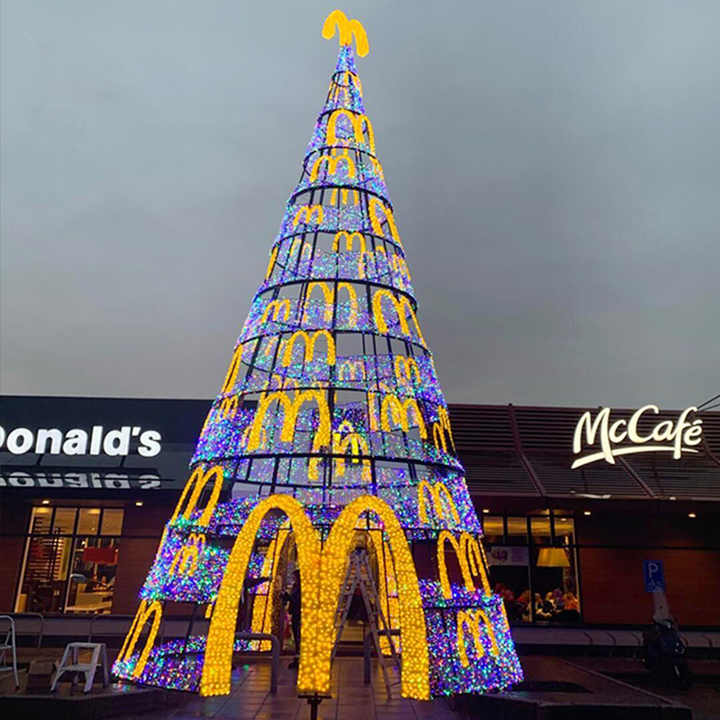 Outdoor Lighting Customized Big Artificial Christmas Tree With ...