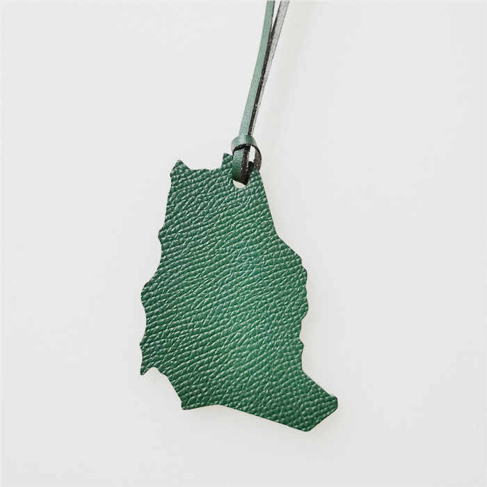Wholesale Cute Saudi Arabia Map Shape Keychain Bag Charm Bag Pendant ...