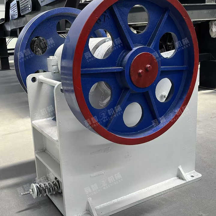 Jaw Plastic Crushermach1ne Mini Stone Crushing Rock Crusher Machine ...