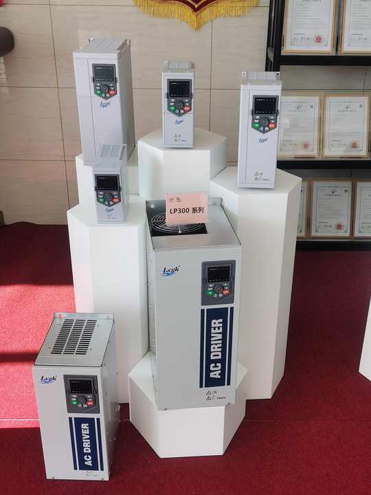 LC330 Series High Speed LCD VFD 18.5kw to 400kw 380v 3 Phase AC Drive ...