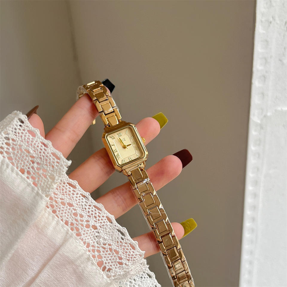 Limited Edition Retro Quartz Watch Vintage IEKE Square Watch for Women ...