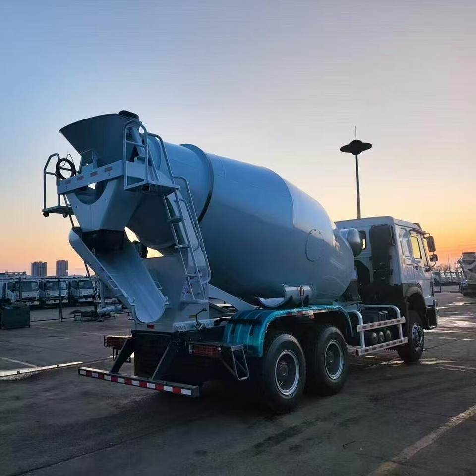 SINOTRUK HOWO 371/380HP Concrete Mixer Truck, 6x4 for Rough Terrain ...