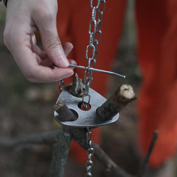 SANTTA Camping Tripod Board - Turn Branches into Campfire Tripod for ...