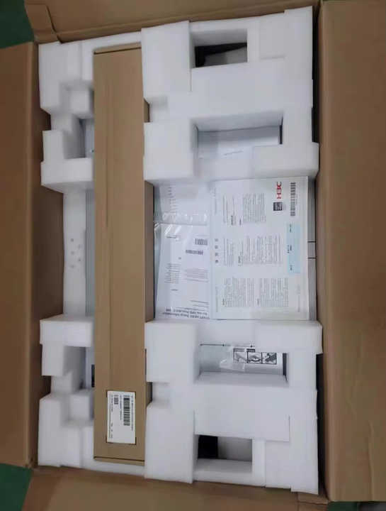 Dell Poweredge R660 - 1U Rack Server with 32 DDR5 Slots