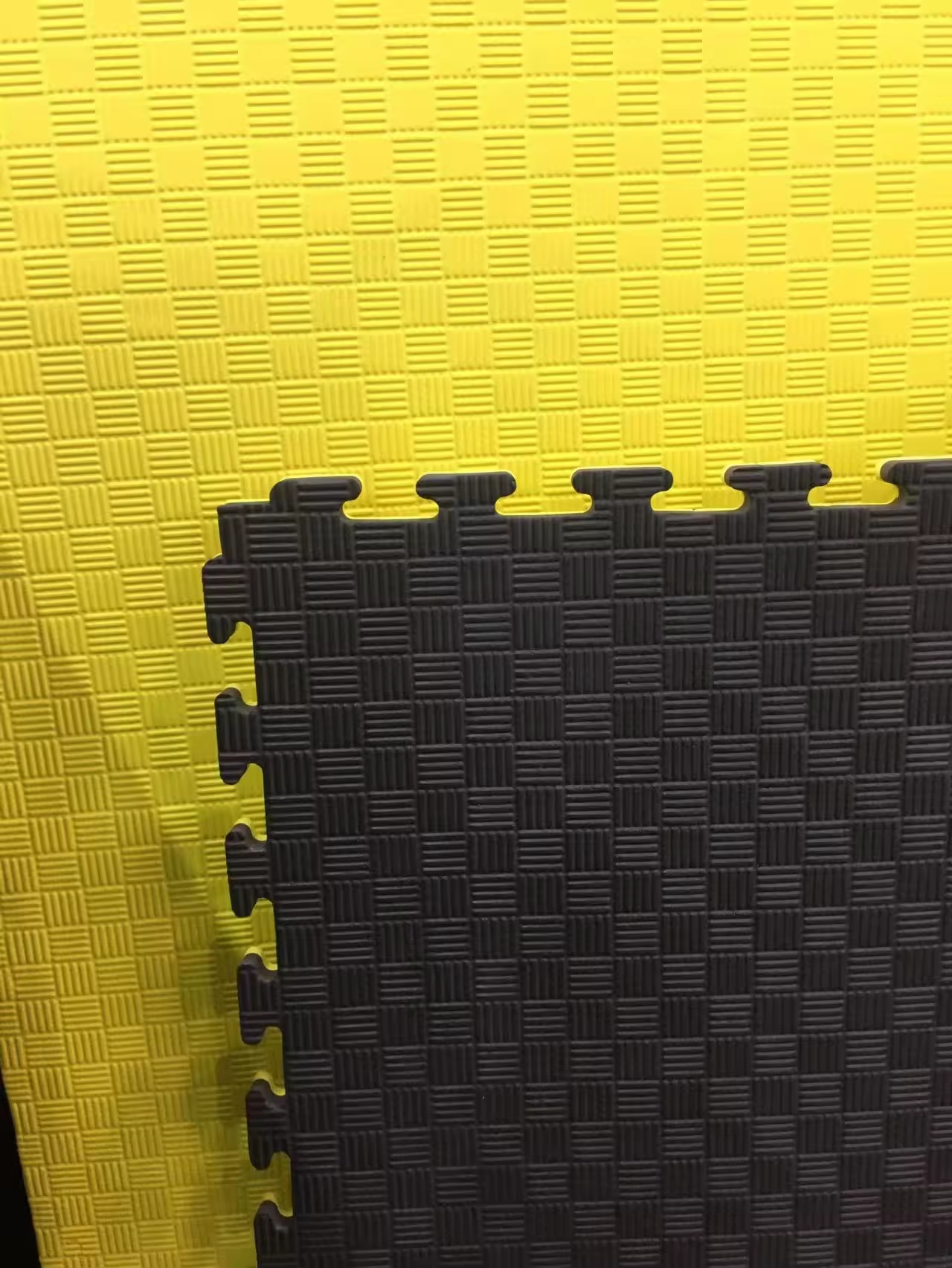 How to Choose Carpet Bonded Foam Roll Mat for Gymnastic Floor