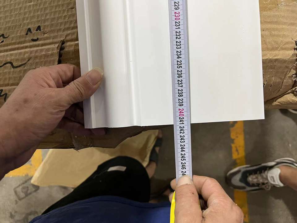 2400mm White PVC Skirting Moulding - Modern Cornice Profile