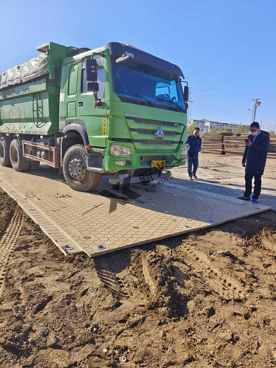 Interlocking Heavy Duty Excavator Ground Mat - Anti-slip