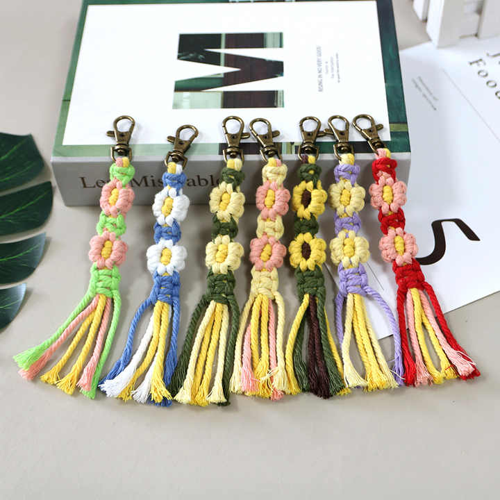 Handmade Cotton Rope Flower Keychain, Creative Small Pendant, Bag ...