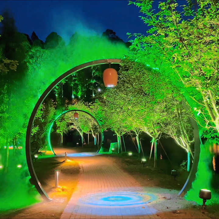 Outdoor IP65 Waterproof Amusement Equipment Halloween Christmas Spray ...