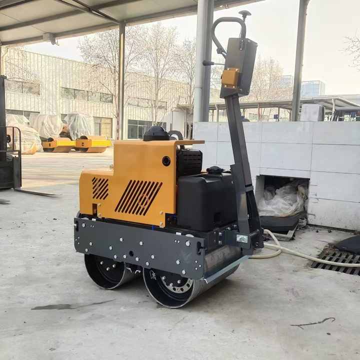 Factory Supply High Quality Mini Handheld Road Roller Compactor Machine ...