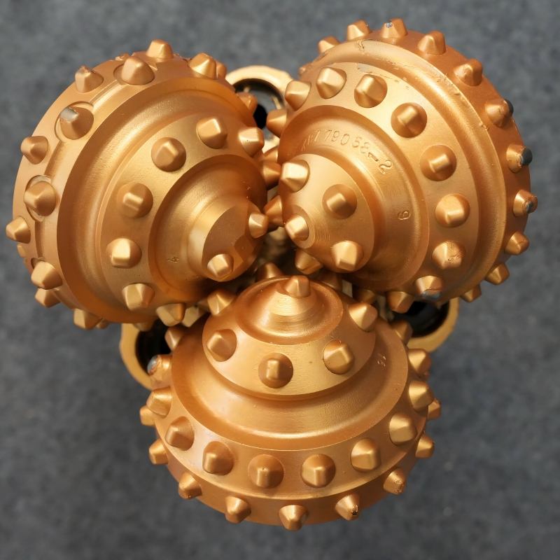 Three-Cone Roller Bit for Water, Oil and Gas Well Drilling ...